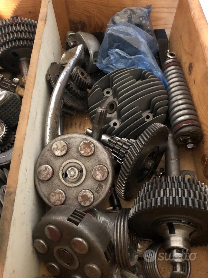 Ricambi Vespa - Accessori Moto In vendita a Lecce