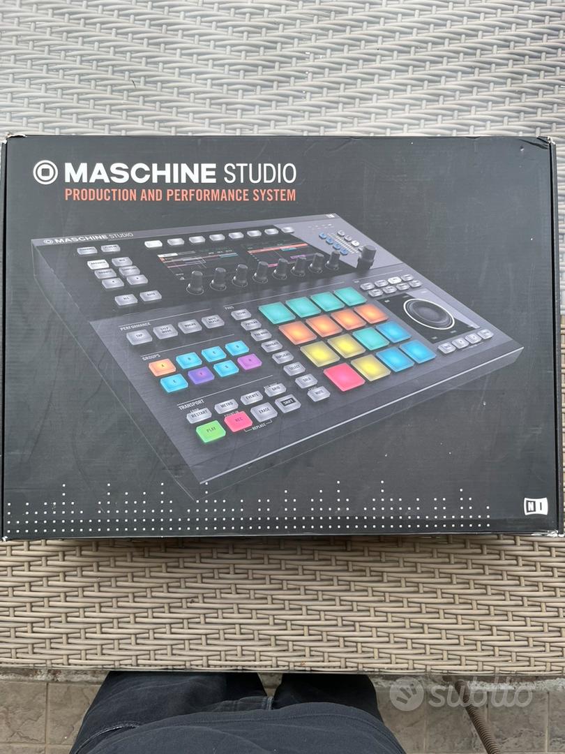 Maschine Studio Native Instrument - Strumenti Musicali In vendita a Udine