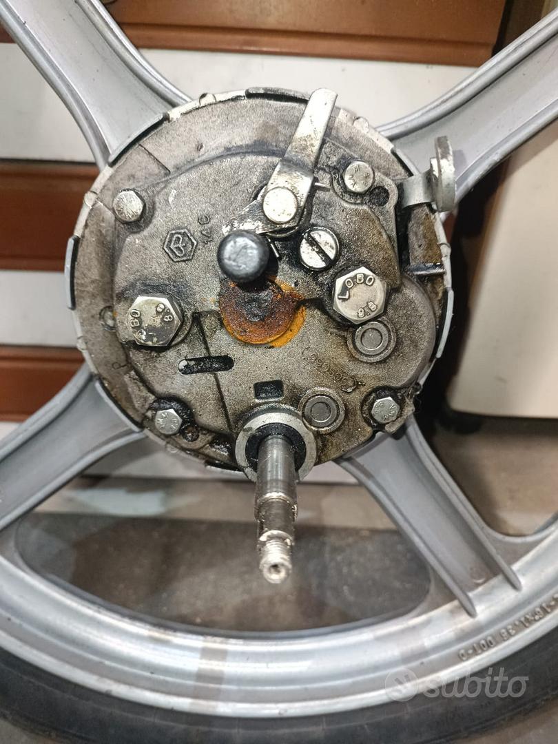 Ruota completa di mozzo Piaggio ciao - Accessori Moto In vendita a Bolzano