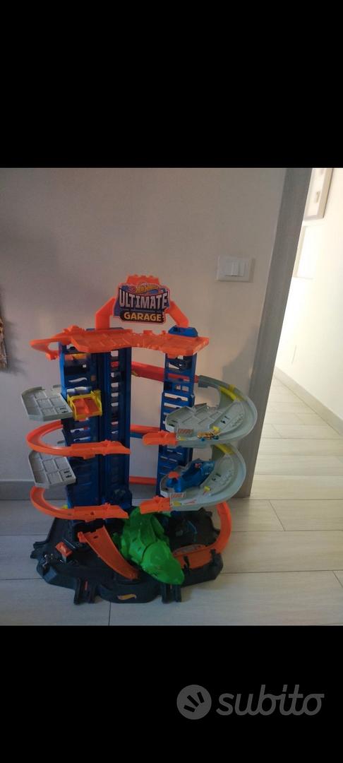 Hot Wheels City Robo T-Rex Ultimate Garage - Tutto per i bambini In ...