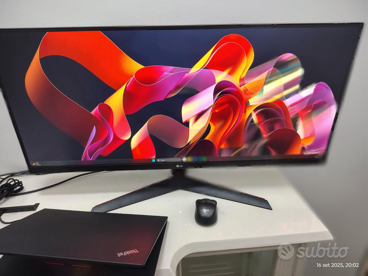 Monitor UltraWide LG 32" - Informatica In vendita a Palermo