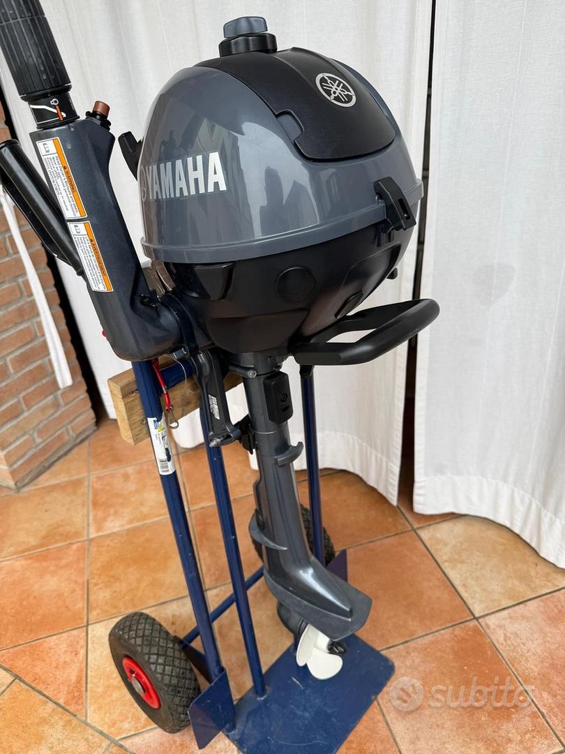 Motore Yamaha 2.5 HP gambo corto+tender in omaggio - Nautica In vendita ...