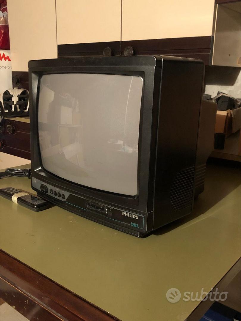 Televisore Philips a tubo catodico - Audio/Video In regalo a Pordenone