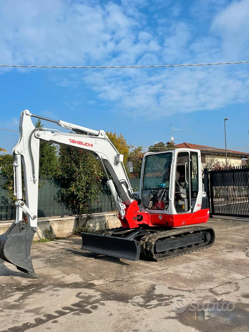 Subito - 2D Macchine Srl - E116 Escavatore 50 q Takeuchi TB250 - Veicoli commerciali In vendita ...