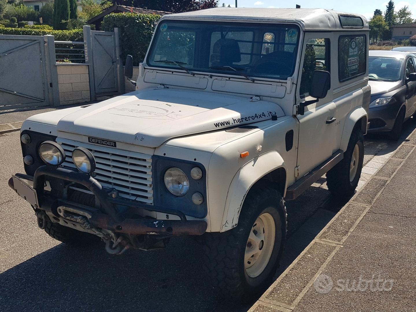 LAND ROVER Defender Autocarro - 1992 - Auto In vendita a Firenze