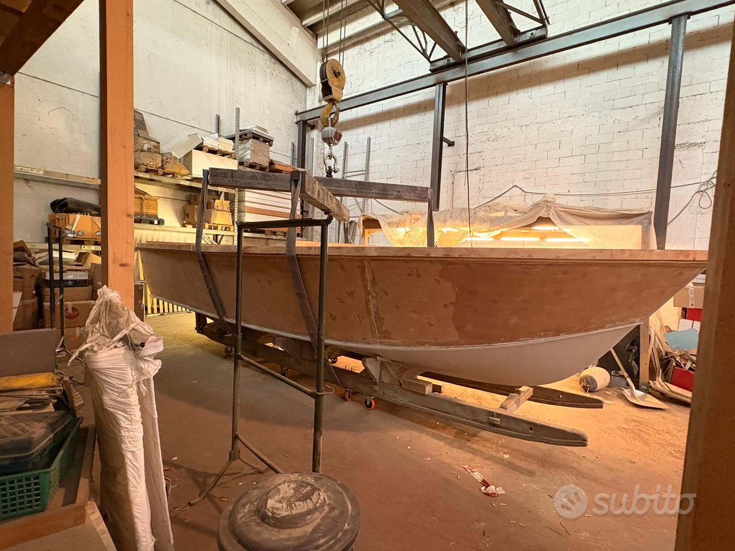 Barca derivata da Chris Craft Cavalier - Nautica In vendita a Pavia