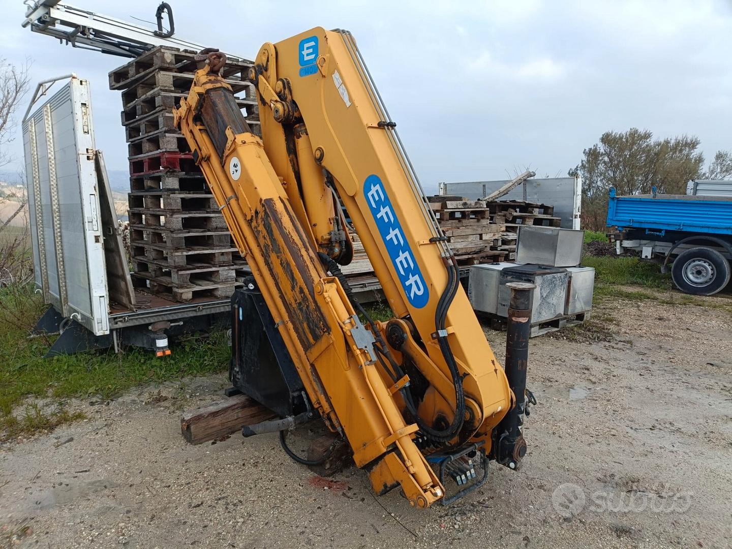 Subito - Cingolani Macchine - Gru Effer 140 3S-CL - Veicoli commerciali ...