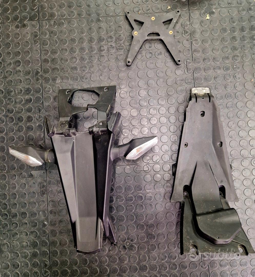 Subito - RATCLIF BIKERS AUTO & MOTO - Portatarga + Parafango Interno ...