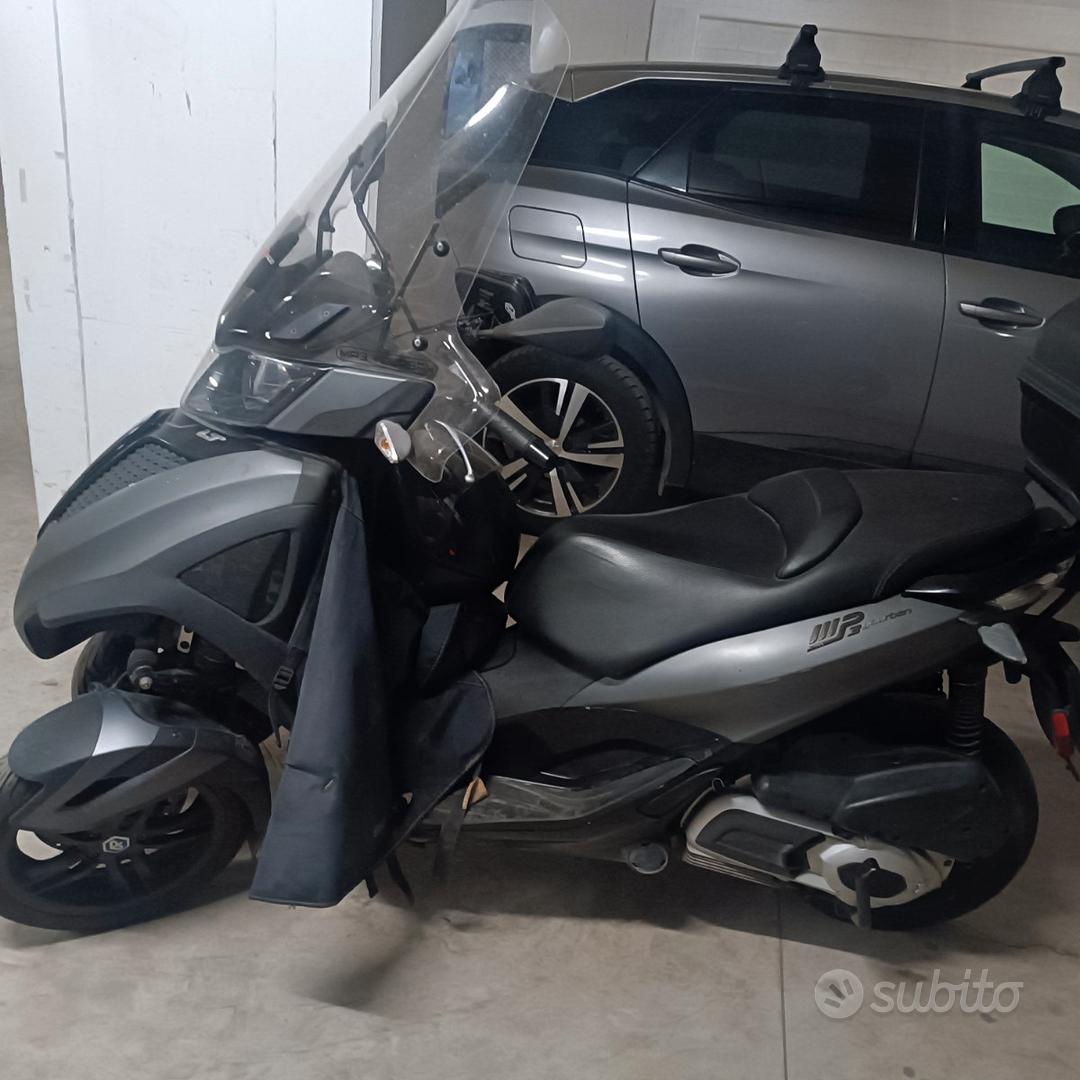 Piaggio MP3 300 LT i e , patente B - 12/2017 - Moto e Scooter In ...