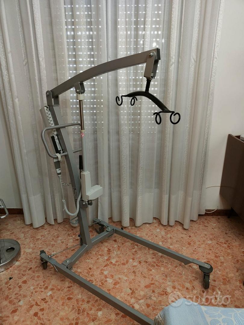 Sollevatore idraulico per disabili usato - Altri In vendita a Taranto
