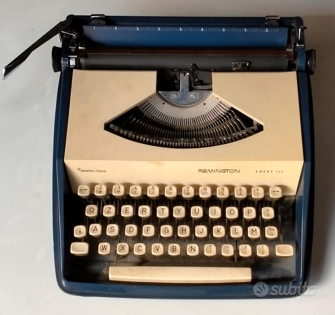 Macchina da scrivere REMINGTON ENVOY III - Collezionismo In vendita a Roma
