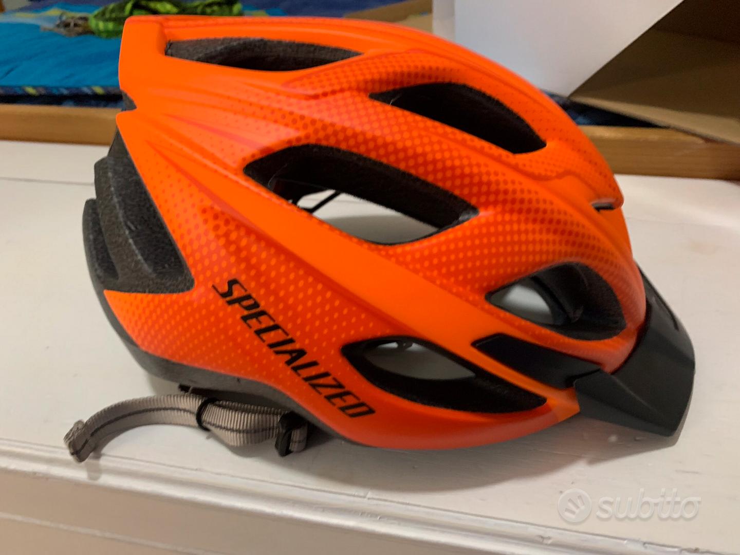 Casco bike - Sports In vendita a Modena