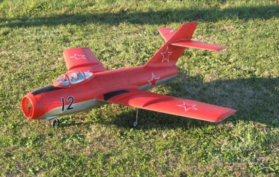 Aeromodello rc MIG 15 - Collezionismo Cercasi a Trapani