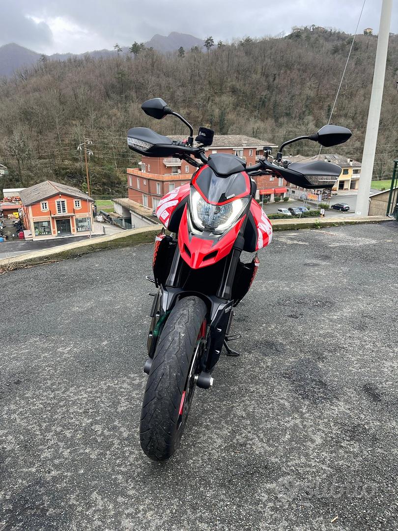 Ducati HYPERMOTARD 950 RVE 2022 - Moto e Scooter In vendita a Genova