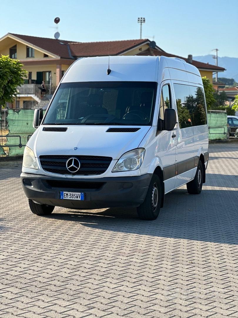 Mercedes Benz Sprinter 9 Posti - Veicoli commerciali In vendita a Lucca