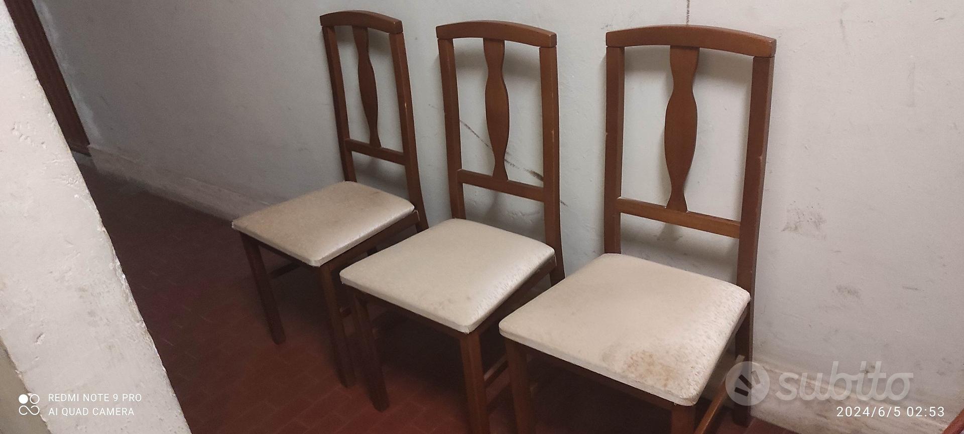 sedie da 5 euro in su 3 uguali 15 euro e 4 uguali - Collezionismo In vendita a Torino