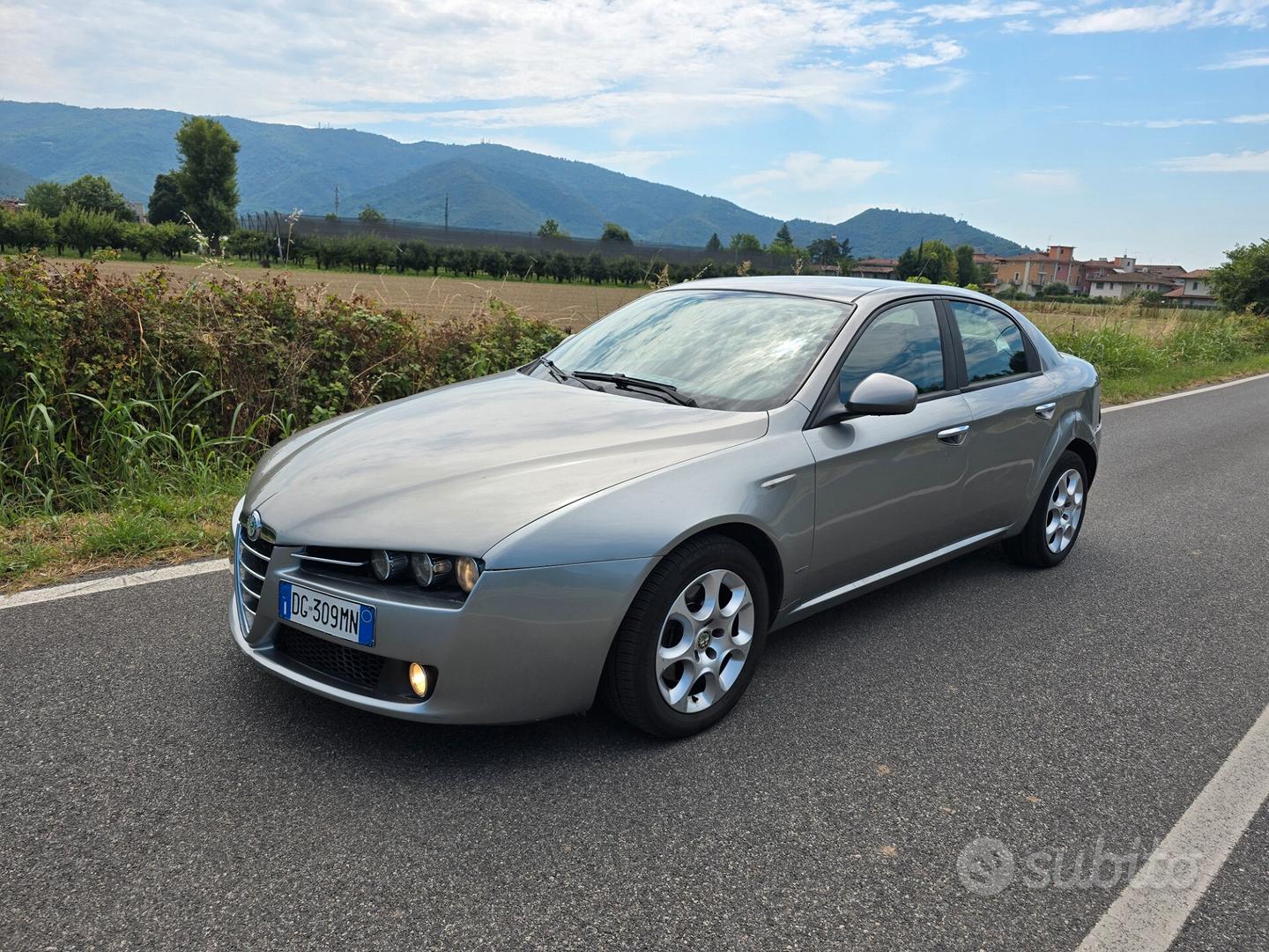 Subito - SIMONA - ALFA ROMEO 159 1.9 JTDm DISTINCTIVE 150CV - Auto In ...