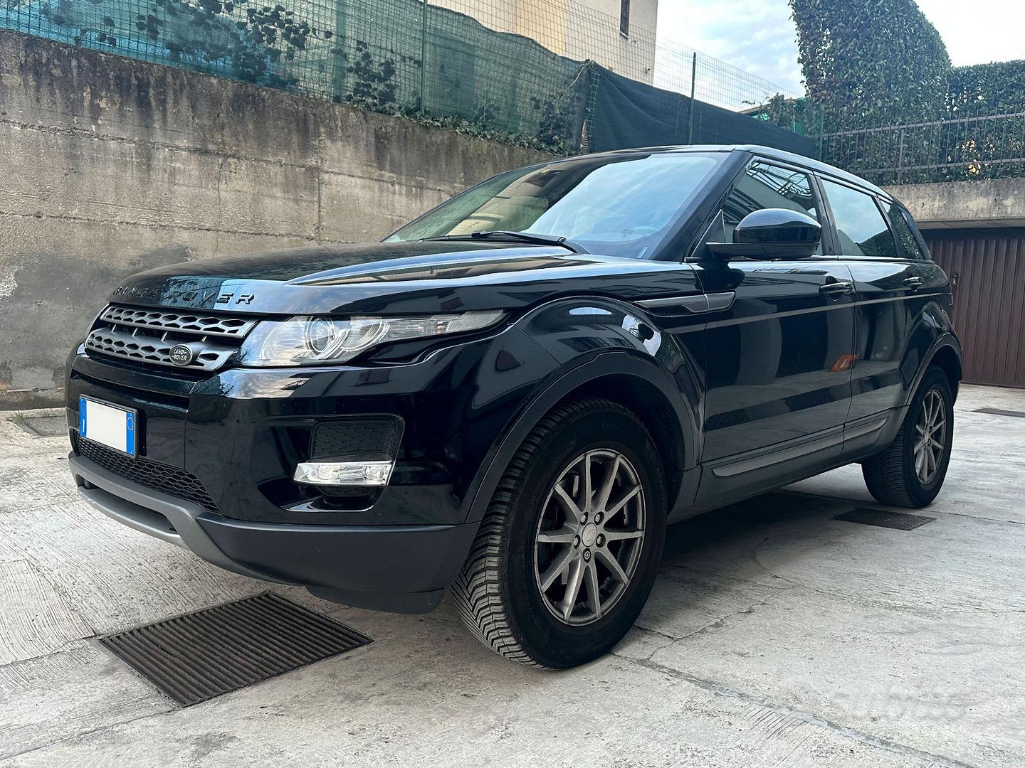 Range Rover Evoque 5p 2.2 td4 4x4 Euro5B 120.000km - Auto In vendita a ...