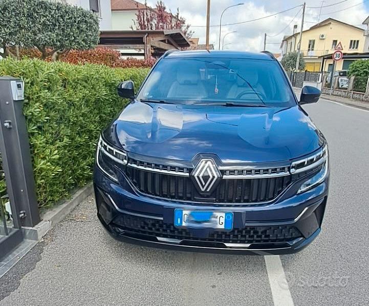 RENAULT Espace VI 2023 1.2 e-Tech full hybrid Icon - Auto In vendita a ...