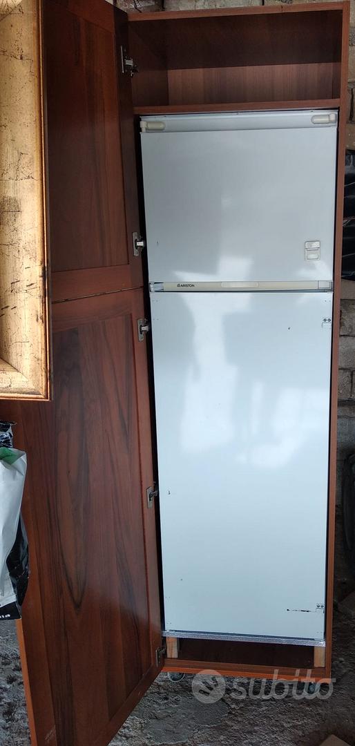 Frigo da incasso con mobile - Elettrodomestici In vendita a Bari