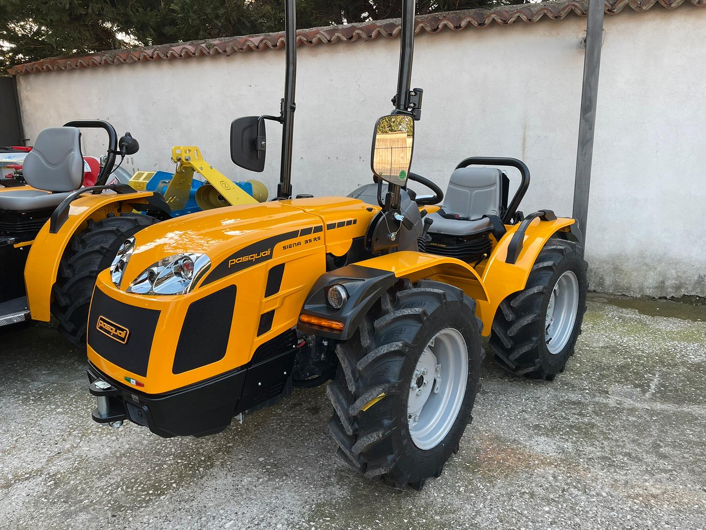 Subito - F.lli Castaldo srl - Trattore Pasquali Siena 35 STAGE V nuovo ...