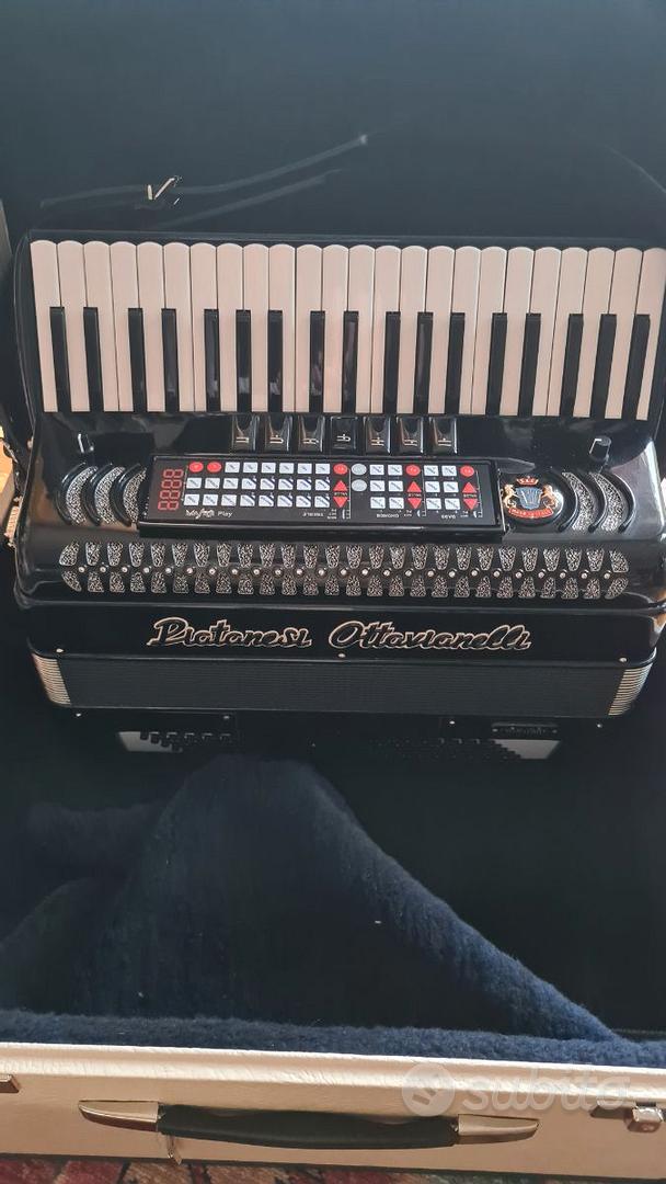 Fisarmonica Piatanesi Ottavianelli - Strumenti Musicali In vendita a Lecco
