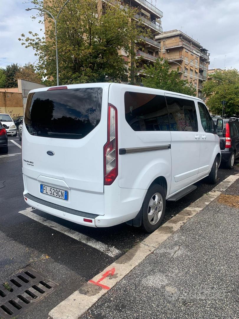 FORD Tourneo Custom 1ª s - 2017 - Auto In vendita a Roma