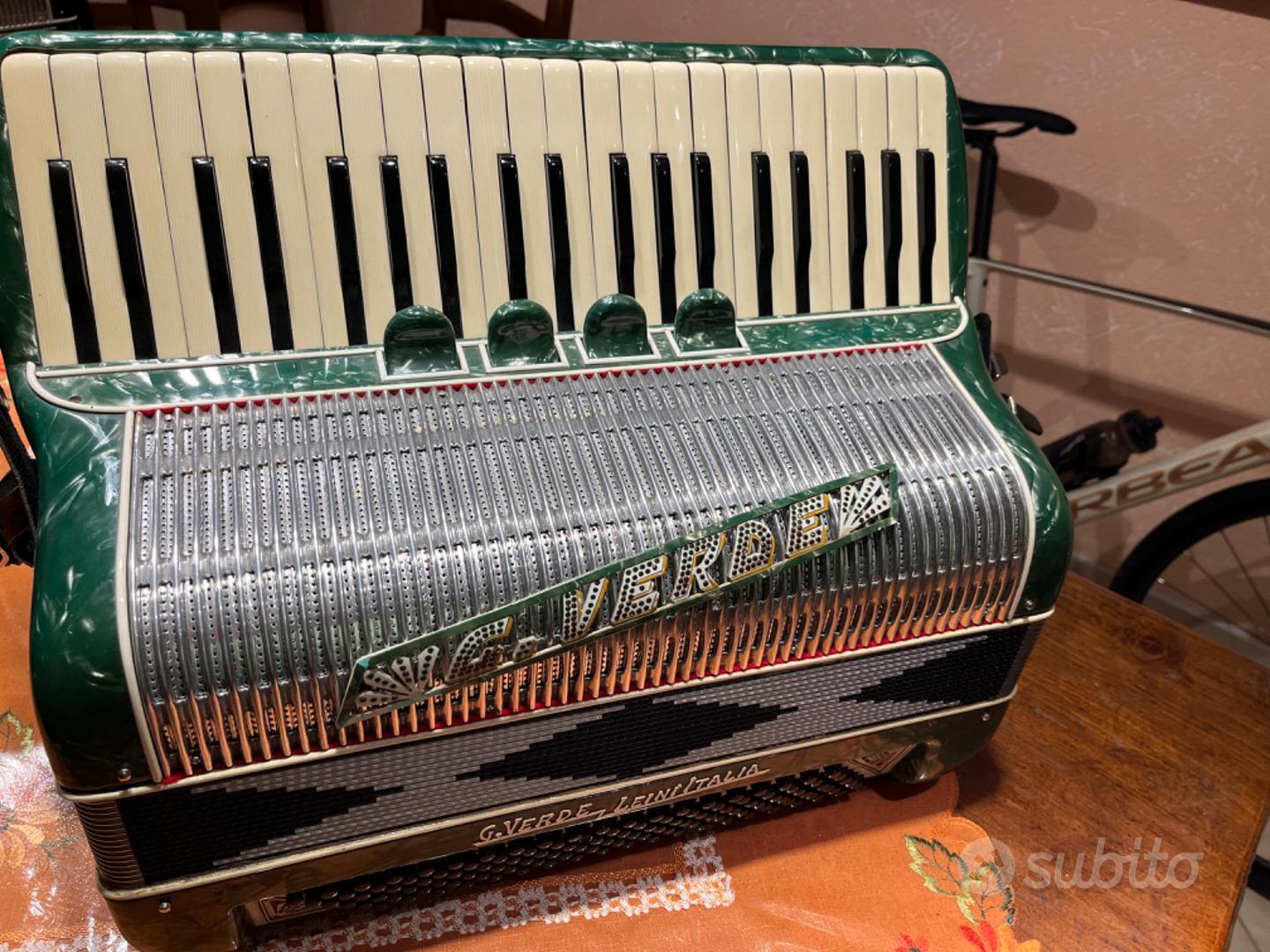 Fisarmonica G. verde 120 bassi - Strumenti Musicali In vendita a Aosta