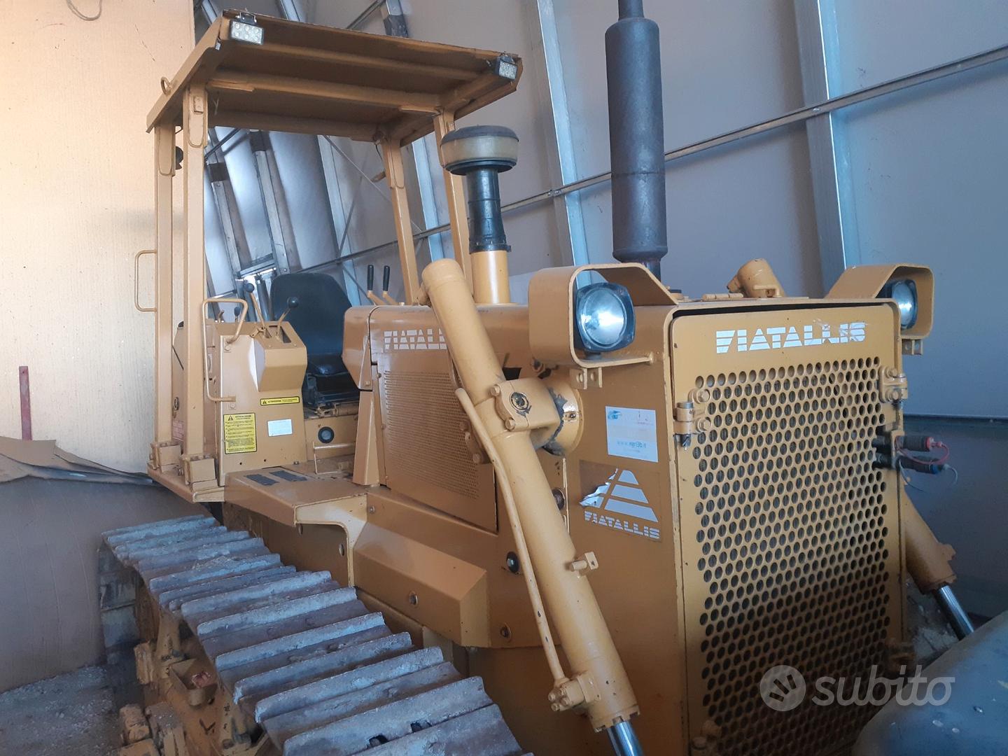 FA120-FIAT ALLIS Bulldozer - Veicoli commerciali In vendita a Pesaro e ...