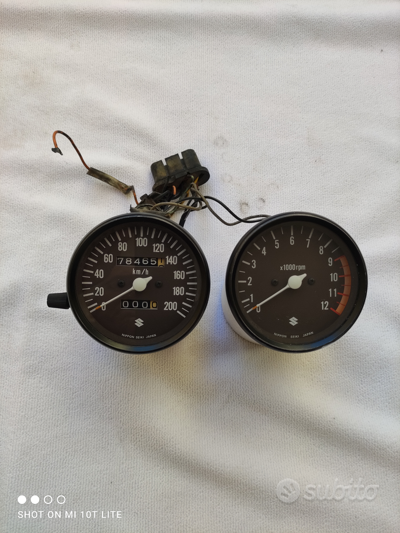 Coppia Contagiri contachilometri Suzuki d'epoca - Accessori Moto In ...