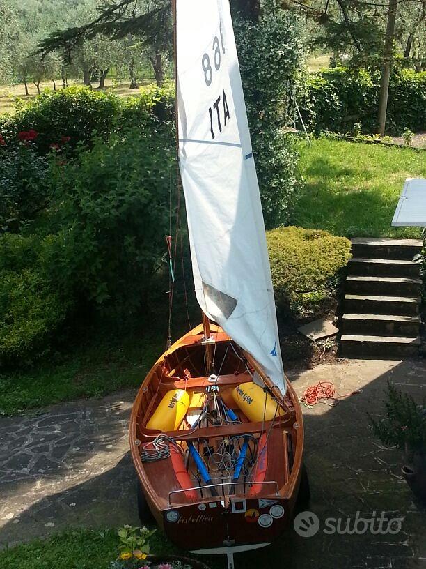 Dinghy 12 piedi 8n legno - Nautica In vendita a Verona