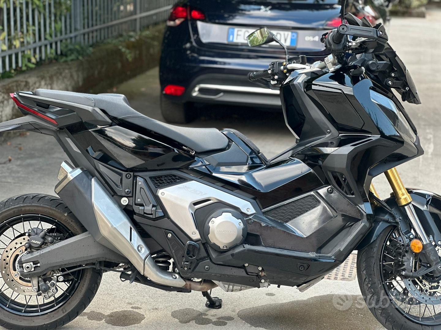 X-ADV 750 accetto anche permute - Moto e Scooter In vendita a Milano