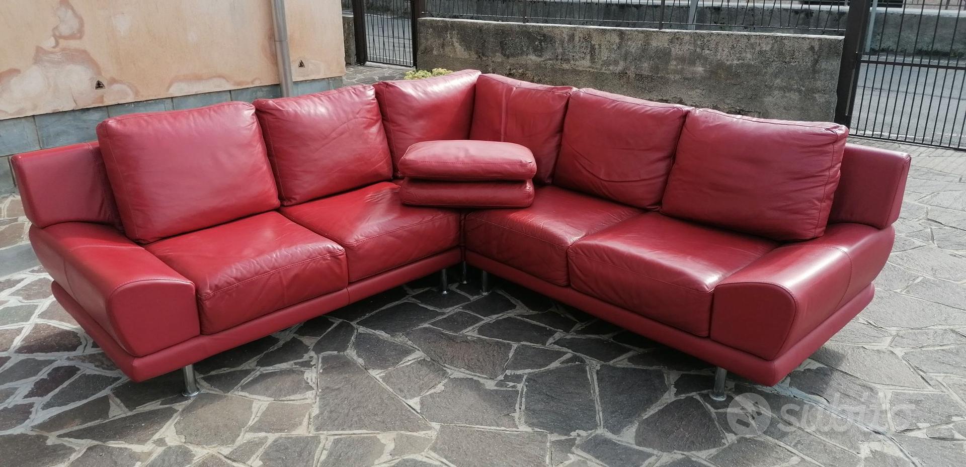 divano pelle rosso grande lineare o angolare - Arredamento e Casalinghi ...