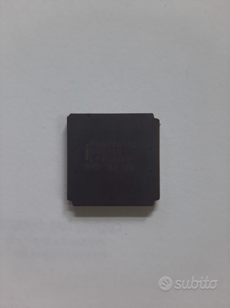 CPU Vintage processore Intel 1982 - Collezionismo In vendita a Foggia