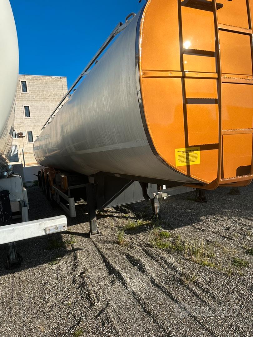 Semirimorchio cisterna adr coibentata 5 scomparti - Veicoli commerciali ...