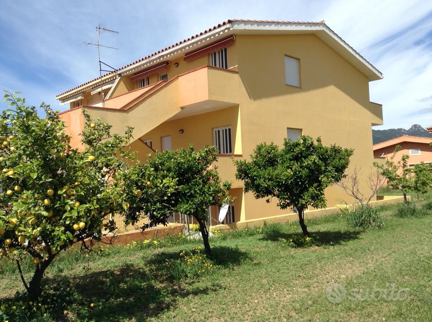 Villasimius | Casa vacanze "Lemon House" - Case vacanza In affitto per ...
