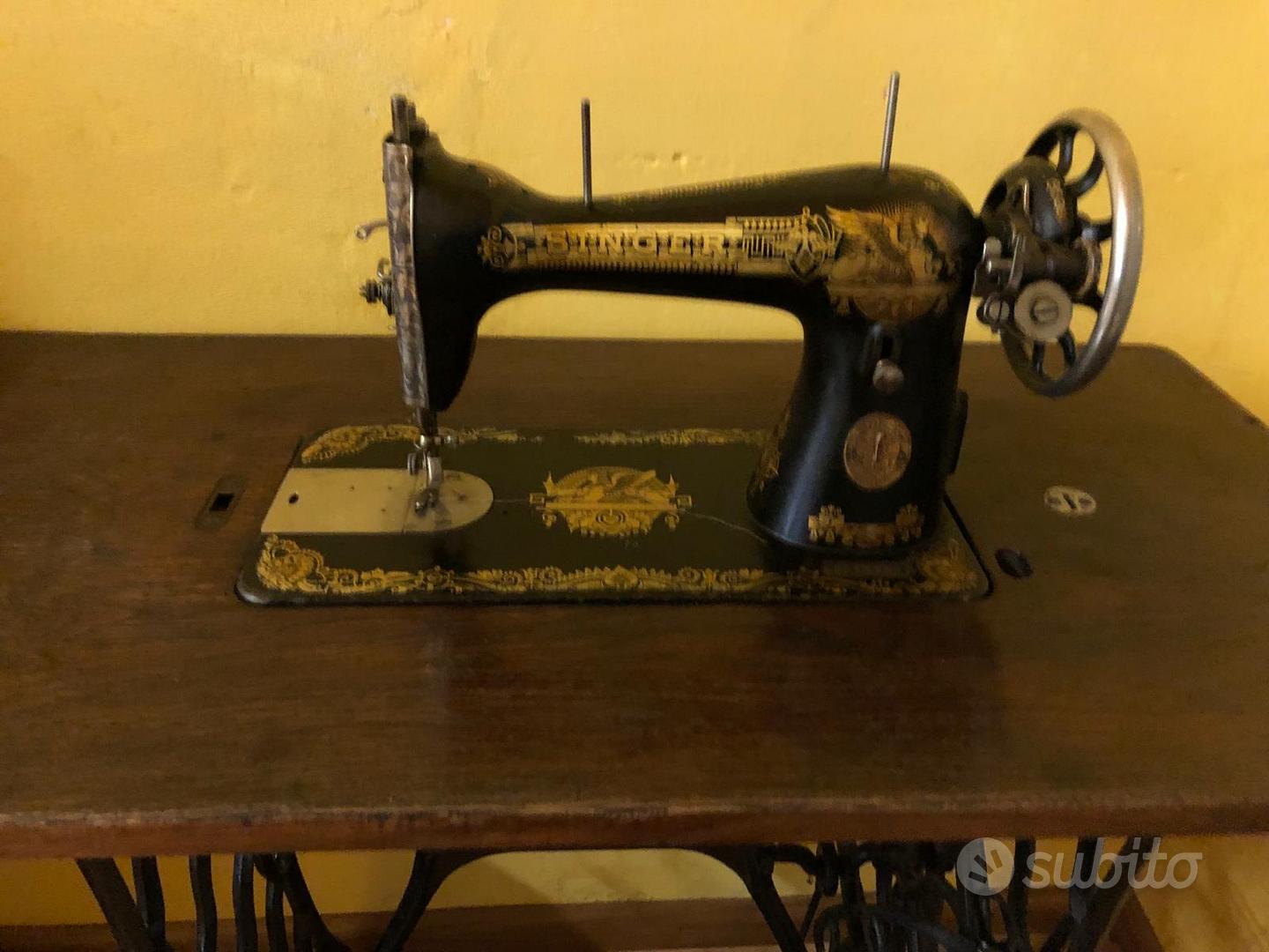 Macchina da cucire Singer d'epoca con tavolo - Arredamento e Casalinghi ...
