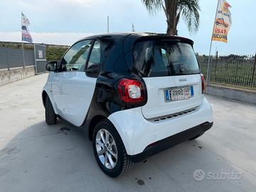 Subito - ERRECARS SRL - SMART FORTWO ANNO 2015 1.0 BENZINA 71 CV - Auto ...
