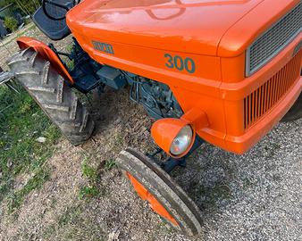 Subito - Luana - Fiat 300 ripristinato targato con sollevatore ...