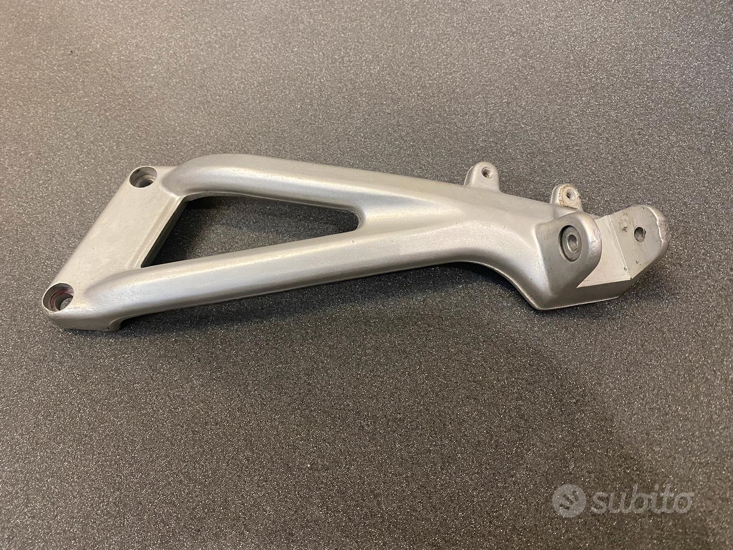 Subito - JO GARAGE S.R.L.S. - Supporto pedana Destro Ducati monster s2r ...