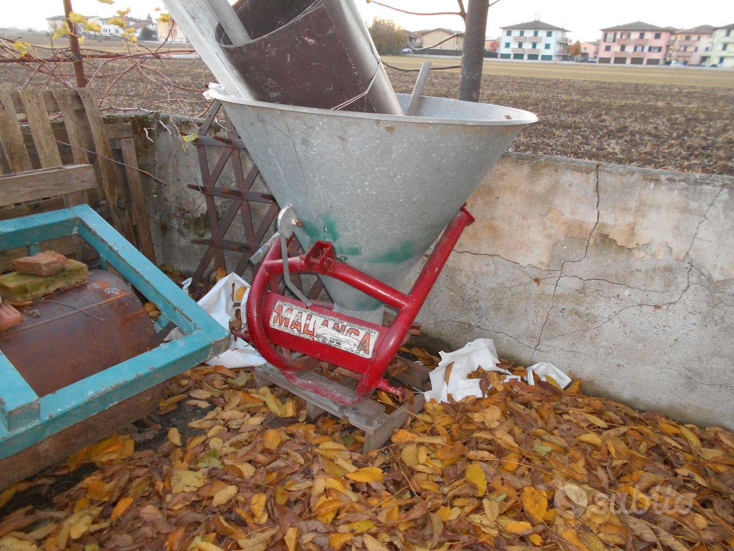Spargi concime/sale - Veicoli commerciali In vendita a Piacenza