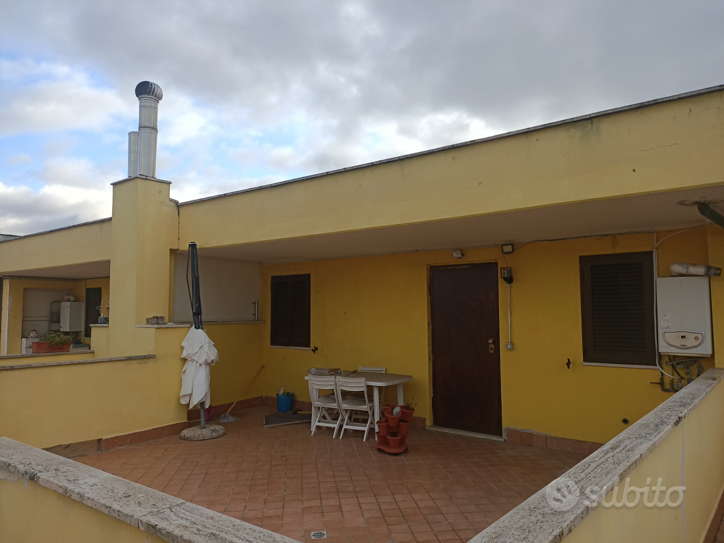 Pomezia Torvaianica alta appartamento - Ville singole e a schiera In ...