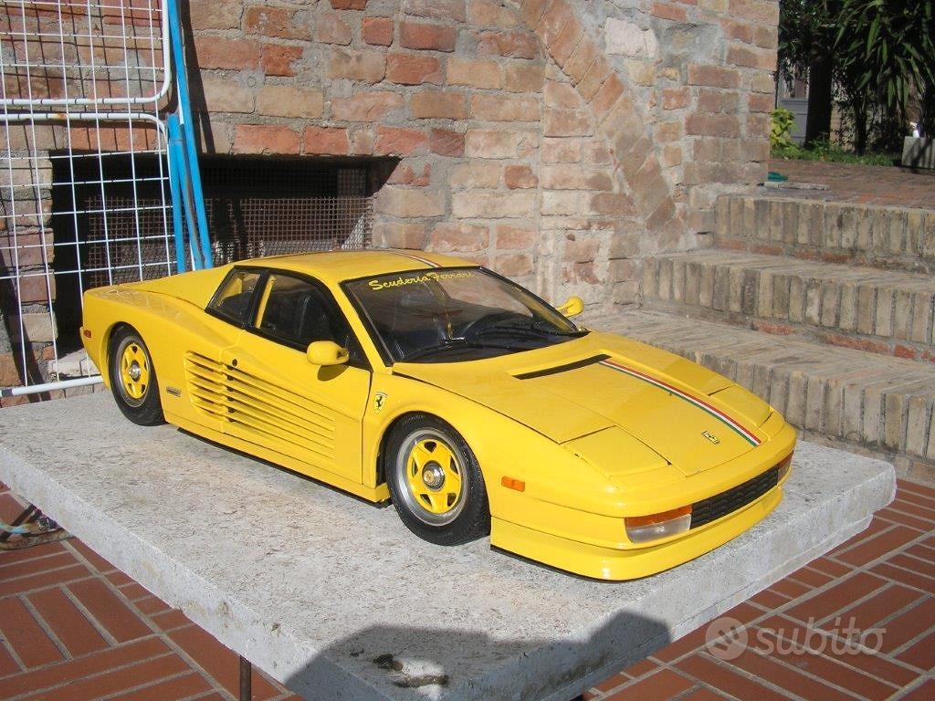 Pocher 1/8 Ferrari Testarossa gialla Scuderia elab - Collezionismo In ...