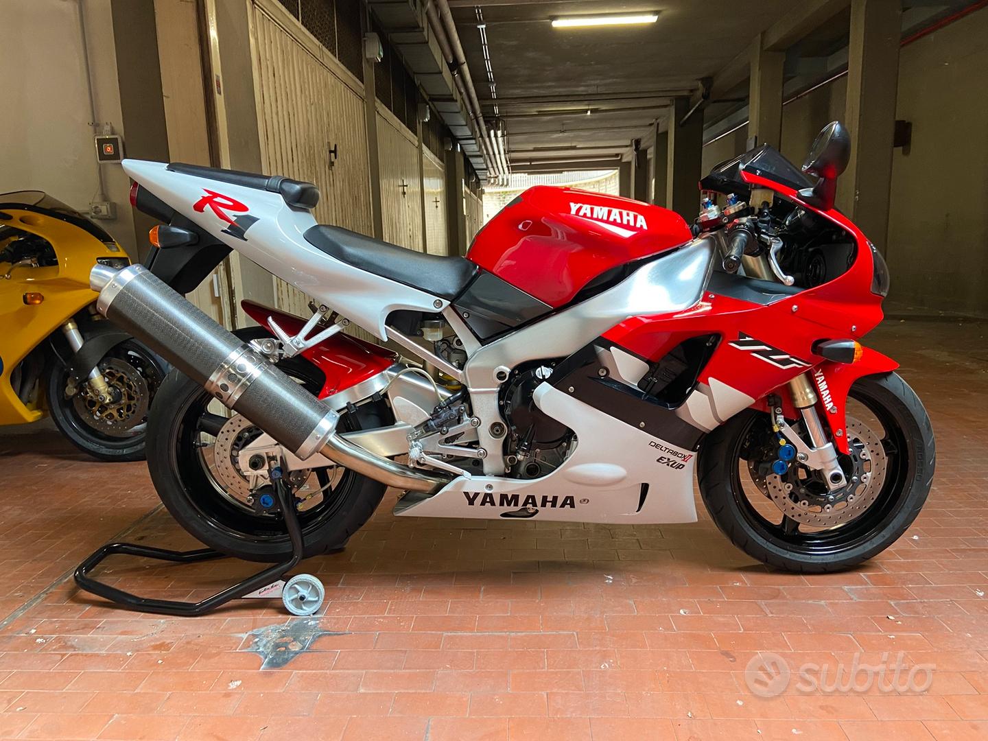 Yamaha R1 1999 FMI - Moto e Scooter In vendita a Roma