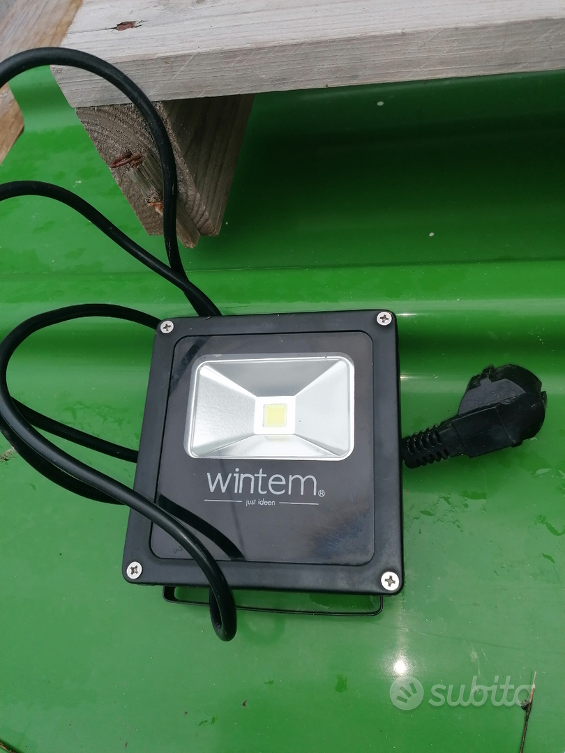 Faro esterno led - Giardino e Fai da te In vendita a Rimini