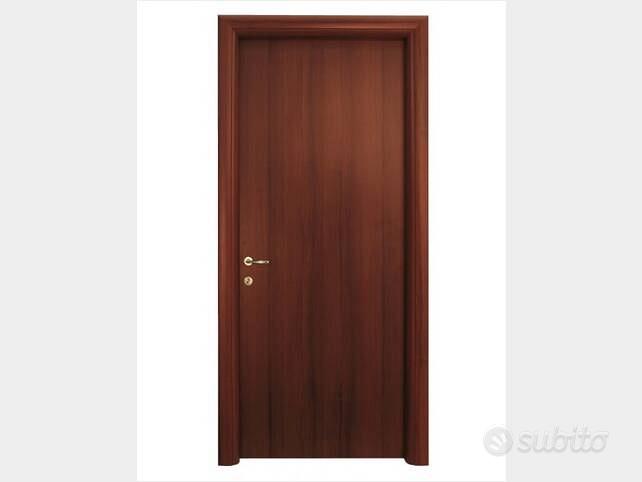 Porte interne in noce nazionale e in bianco - Arredamento e Casalinghi ...