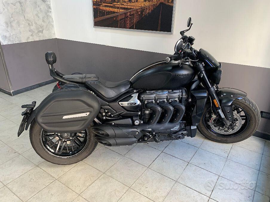 Triumph Rocket III - ROCKET 3R BLACK EDITION LIMIT - Moto e Scooter In ...