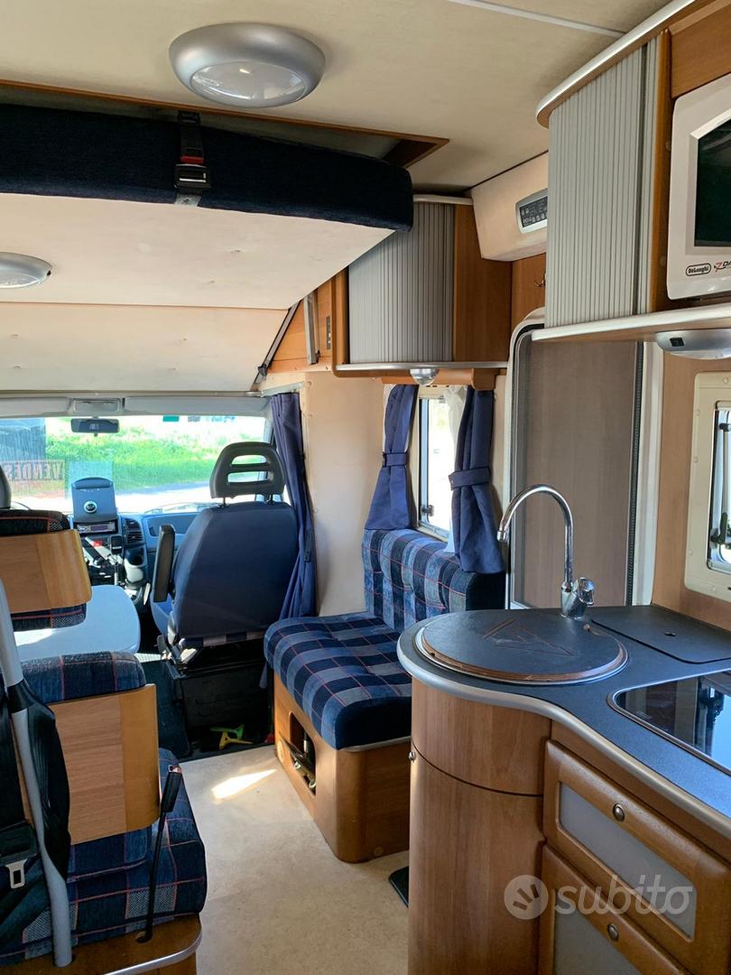 Arca semintegrale - Caravan e Camper In vendita a Roma