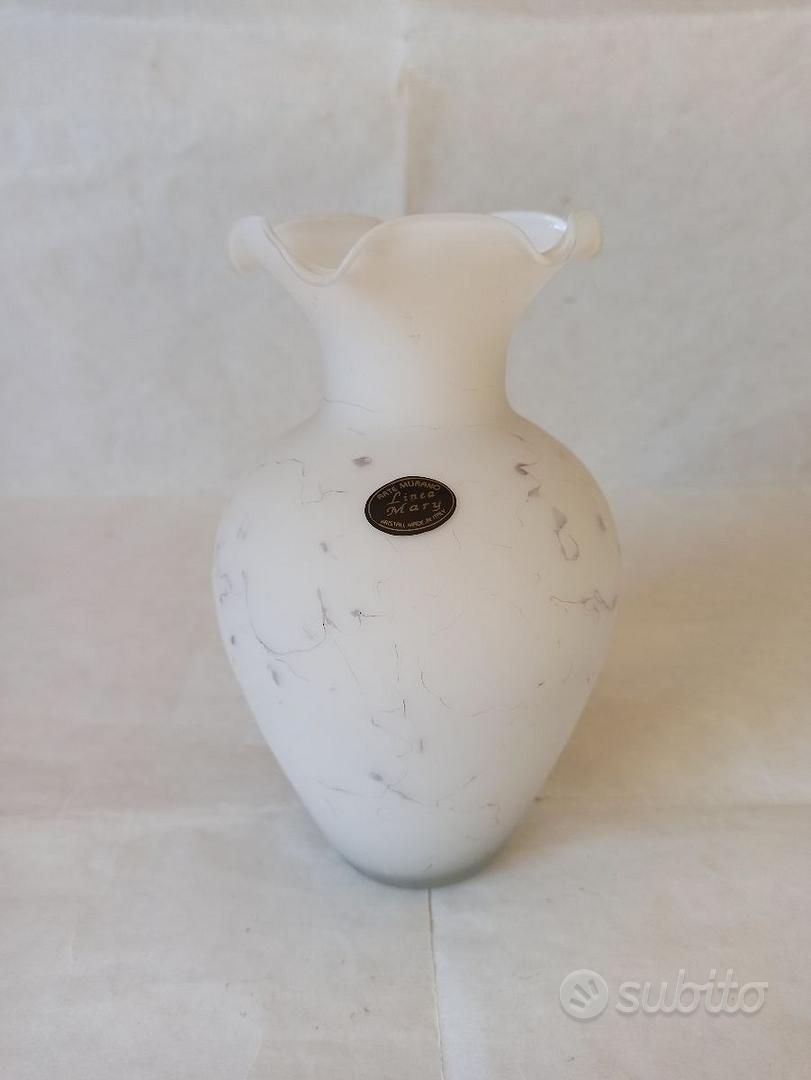 Vaso in vetro lattimo Murano anni '70 - Collezionismo In vendita a Napoli