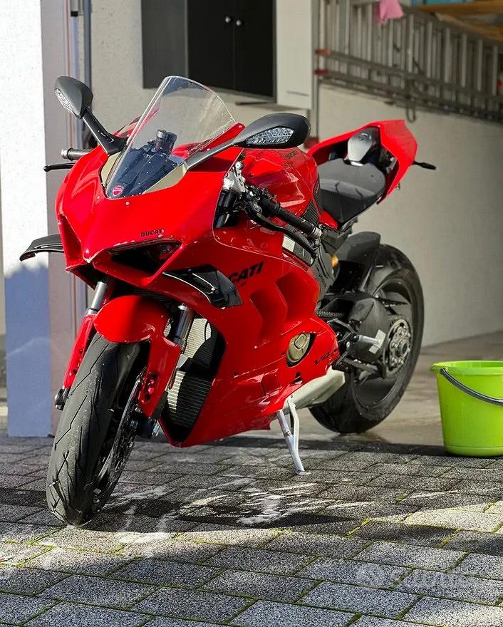2024 Ducati Panigale V4 garanzia red 2029 DTC evo3 - Moto e Scooter In ...